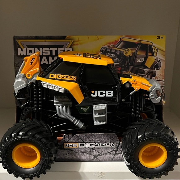 Monster Jam | Toys | Monster Jam Jcb Digatron 225 Series 25 24 Scale ...